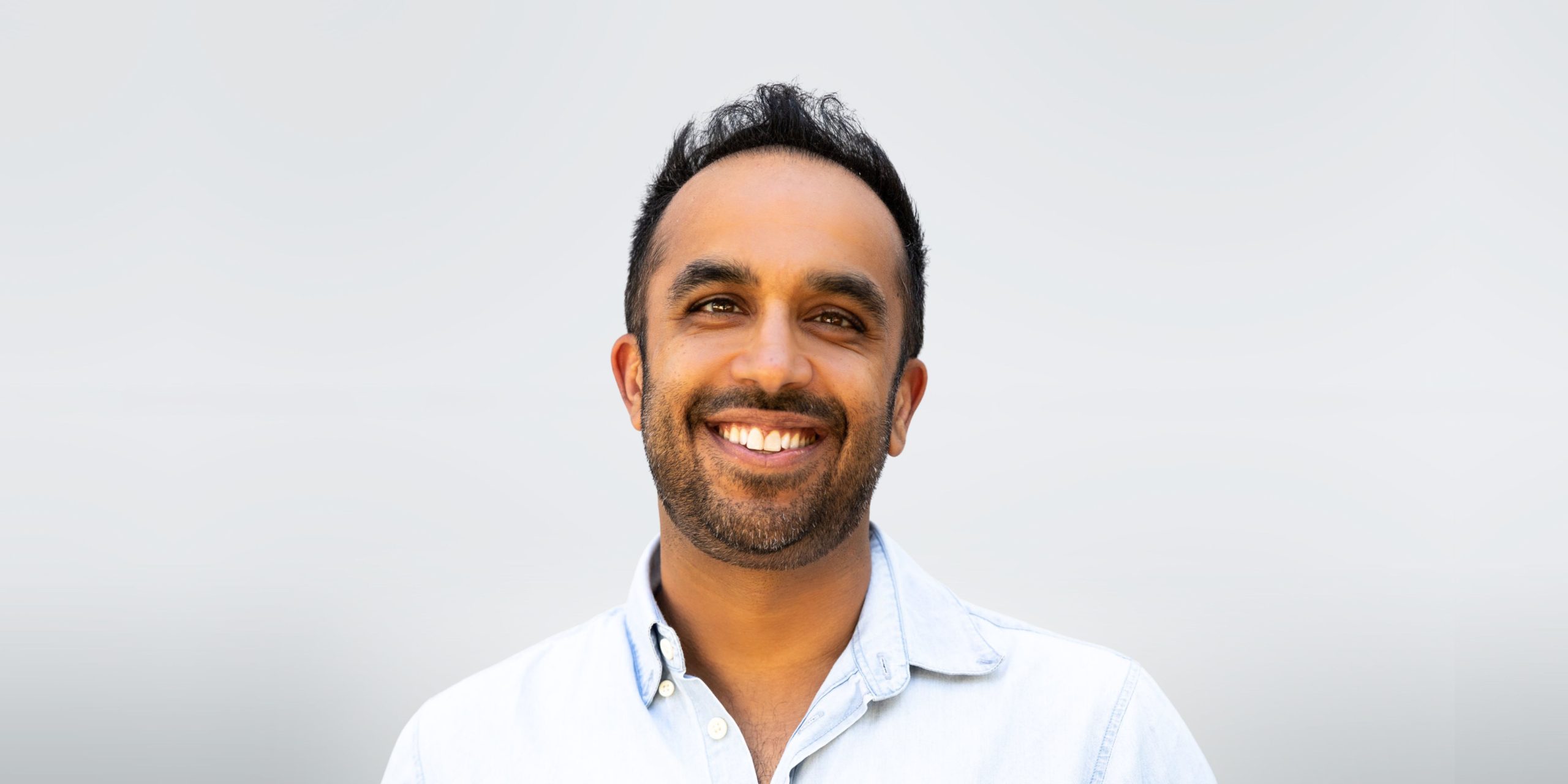 How Systems Free Us & Community Lifts Us Up | Neil Pasricha