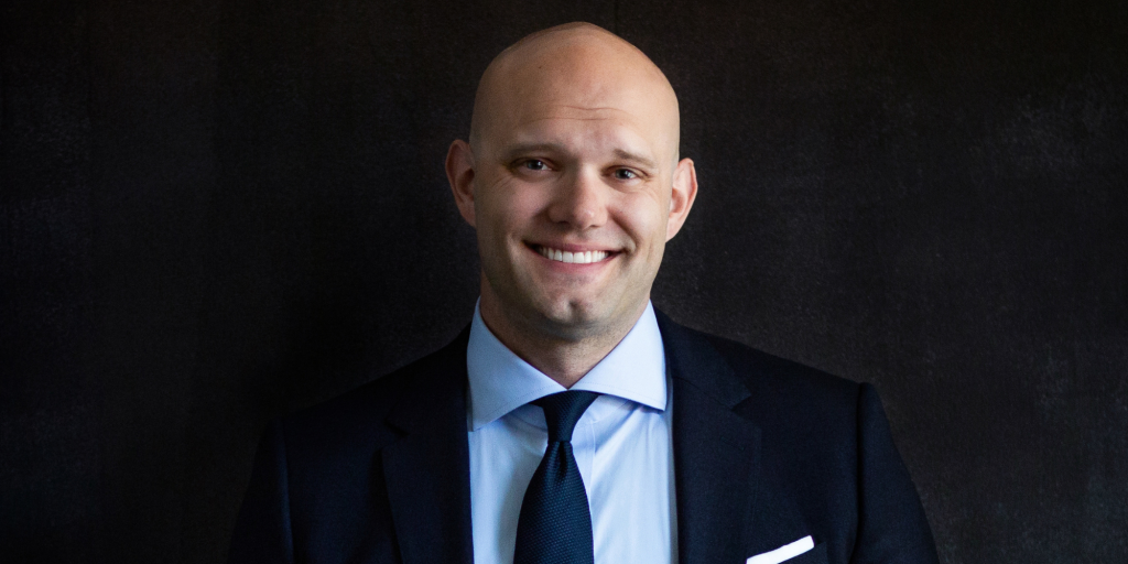 Atomic Habits | How to Build Good Habits & Break Bad Ones with James Clear